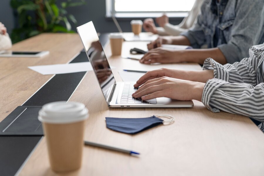 JobJenius | Blog | The Future of Work: Navigating the Role of In-Person ...